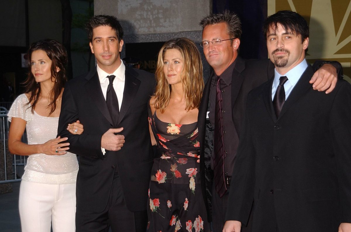 The ‘Friends’ cast issued a joint statement for Matthew Perry’s passing ...